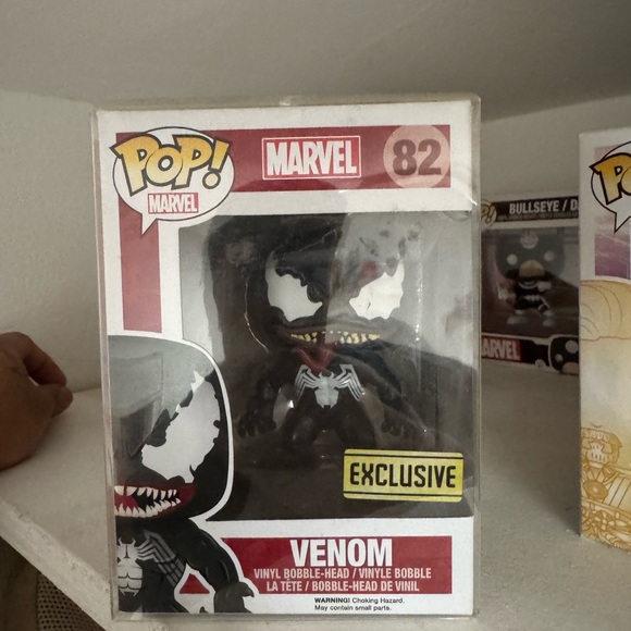 Funko | Toys | Funko Pop Marvel Venom Black And White Exclusive With ...
